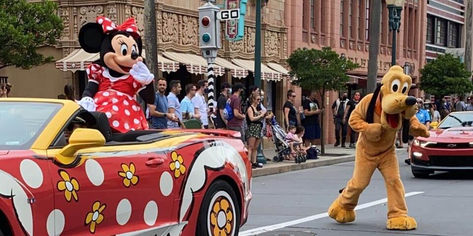 Disney Characters Rip off Suits, Expose Themselves to Guests - NewsBreak