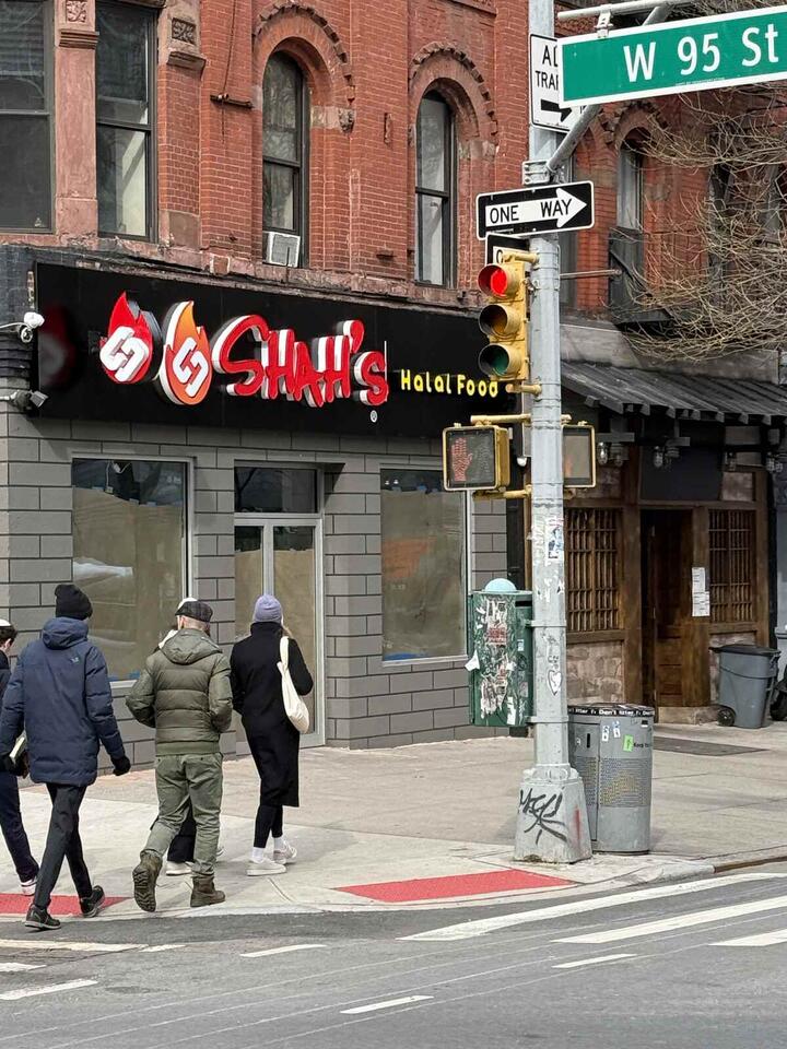 Halal Guys Out, New Halal Spot Moving In - NewsBreak