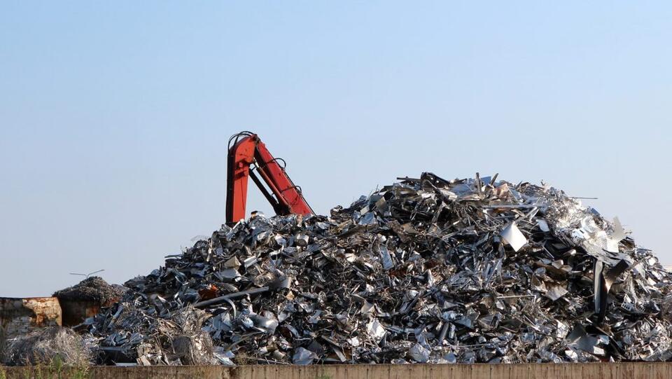 Trump tariffs fan calls by European metal producers for scrap export ...