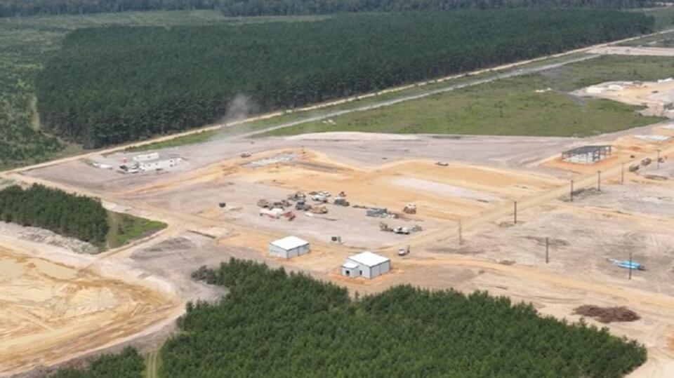 Lockheed Martin, General Dynamics Expedite Solid Rocket Motor ...