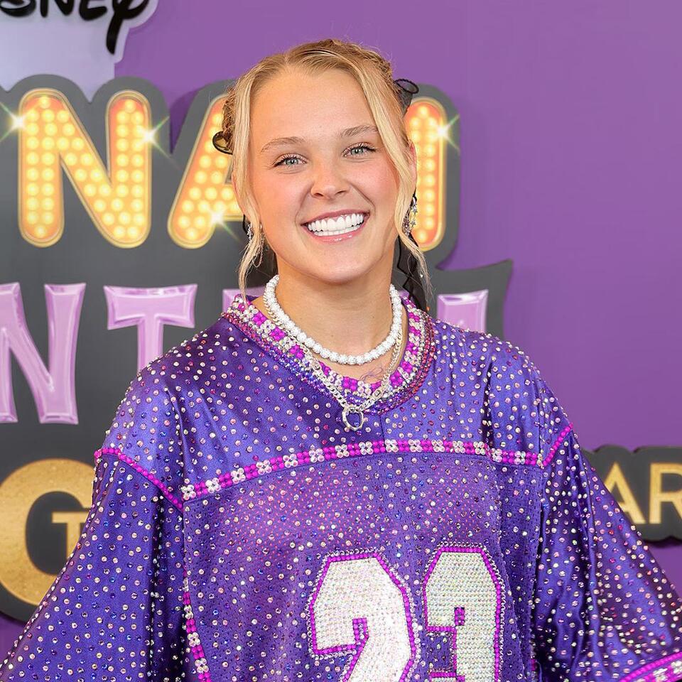 JoJo Siwa Details “Gnarly” Eye Infection, Concussion and Bed Rest After ...