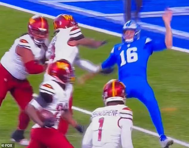 Brutal moment Detroit Lions QB Jared Goff crushed after throwing a pick ...