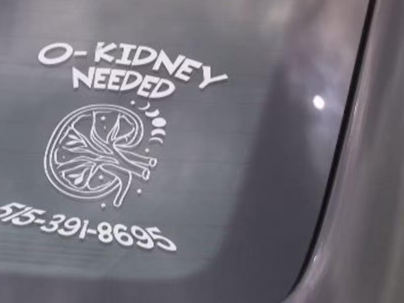 Davenport man uses car decals to find kidney donor