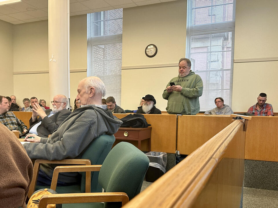 Menominee County Board passes vote of no confidence against Northpointe CEO Menominee County Board passes vote of no confidence against Northpointe CEO