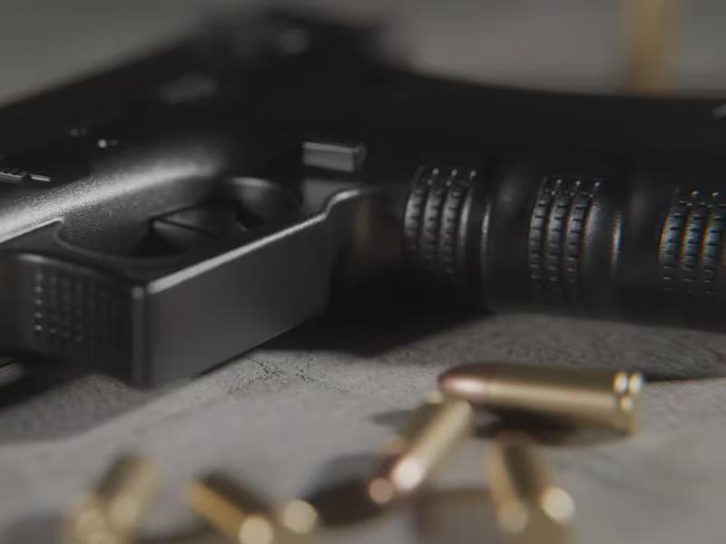 How do Kentucky gun laws apply to violent crimes?