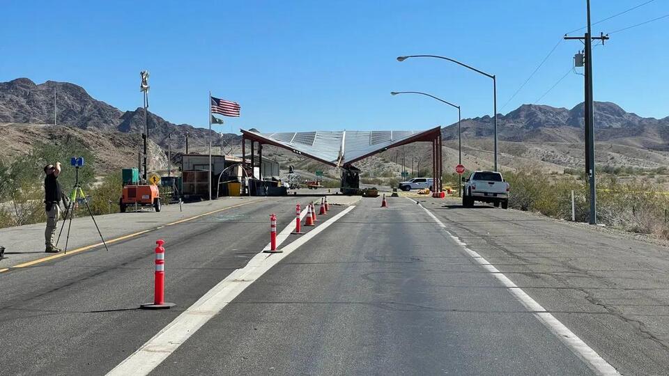 Man accused of crashing into Border Patrol checkpoint in Yuma accepts ...