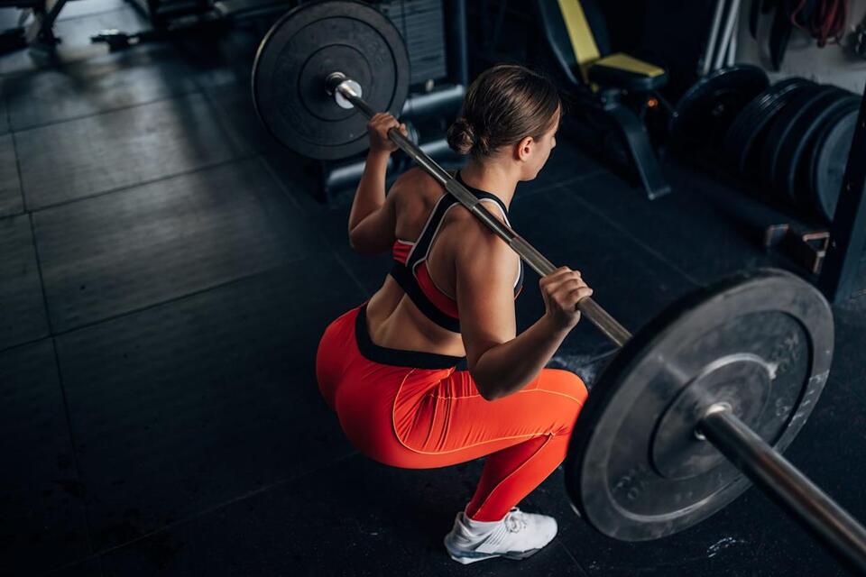 Serious Lower-Body Gains Start With Back Squats—Here’s How to Do Them ...