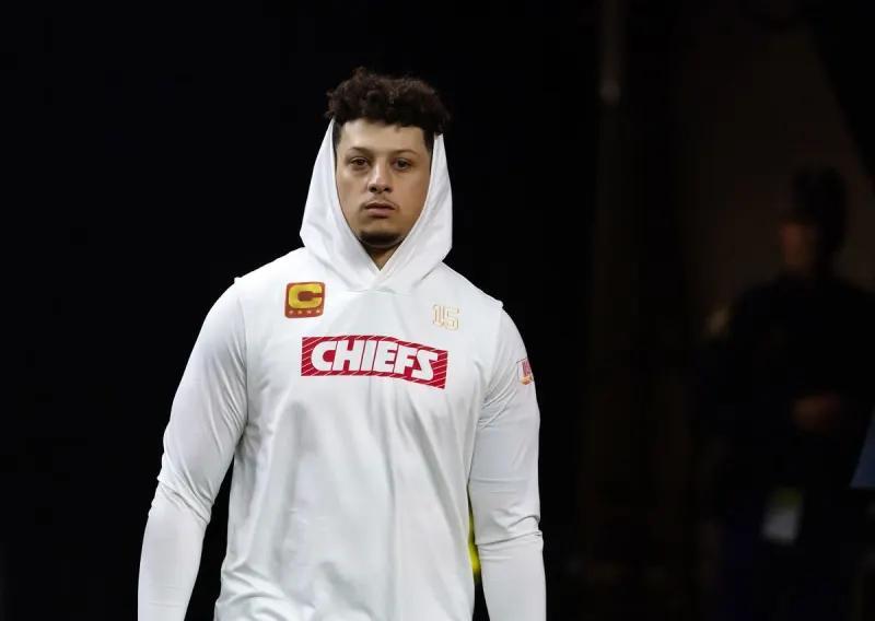 Chiefs Veteran’s Blunt Notice to Patrick Mahomes on New Stadium Amid $1 ...