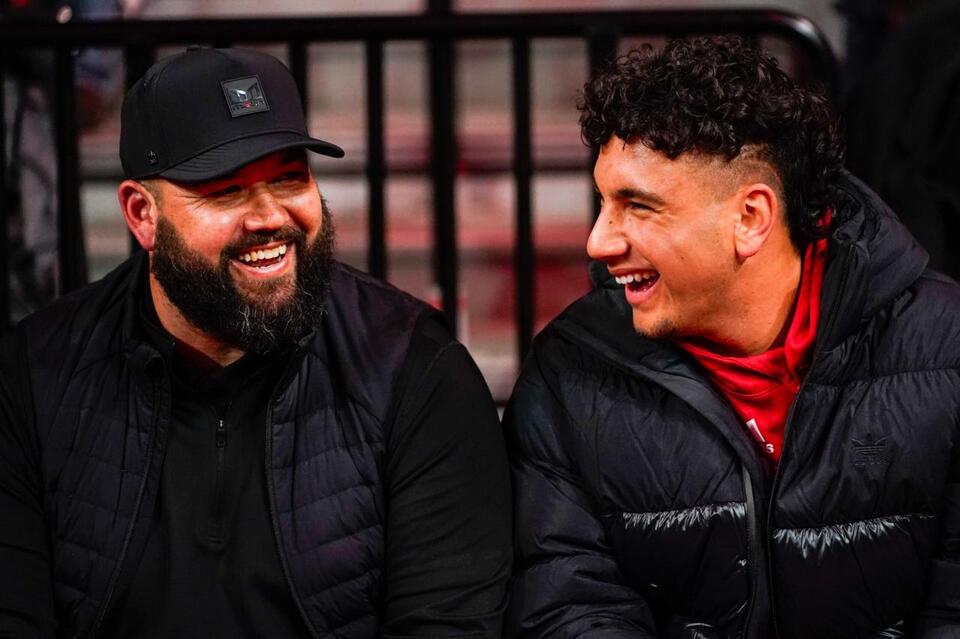 Iowa fans mocking Nebraska football QB Dylan Raiola is objectively ...