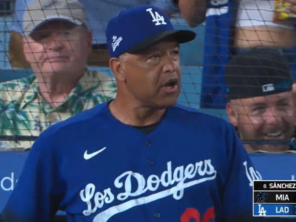 Dave Roberts using his old Red Sox as cautionary tale