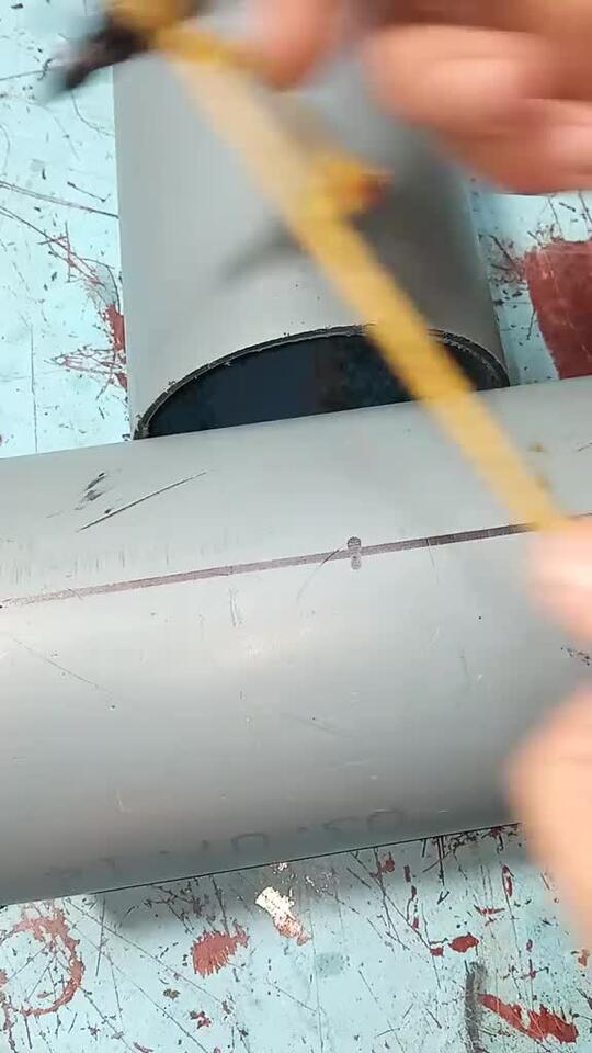 Wow Tips and Hacks of experienced welders How to easily connect a round pipe at 90 degrees howto ...