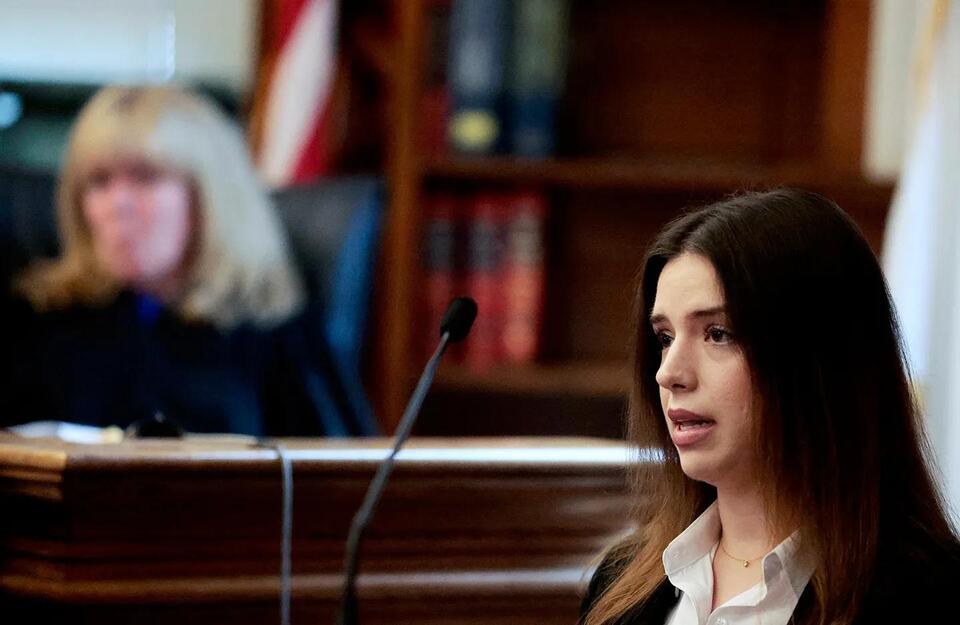 Howie Carr: Farewell, Kelly ‘False Memory’ Dever - NewsBreak