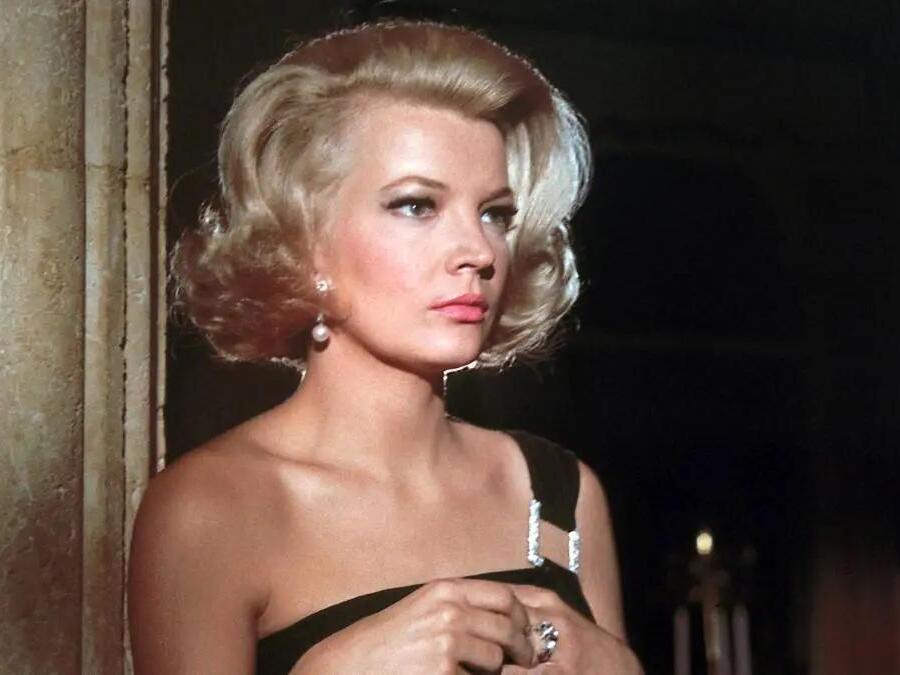 The Young Gena Rowlands Was a Hollywood Stunner and an Iconic Star ...