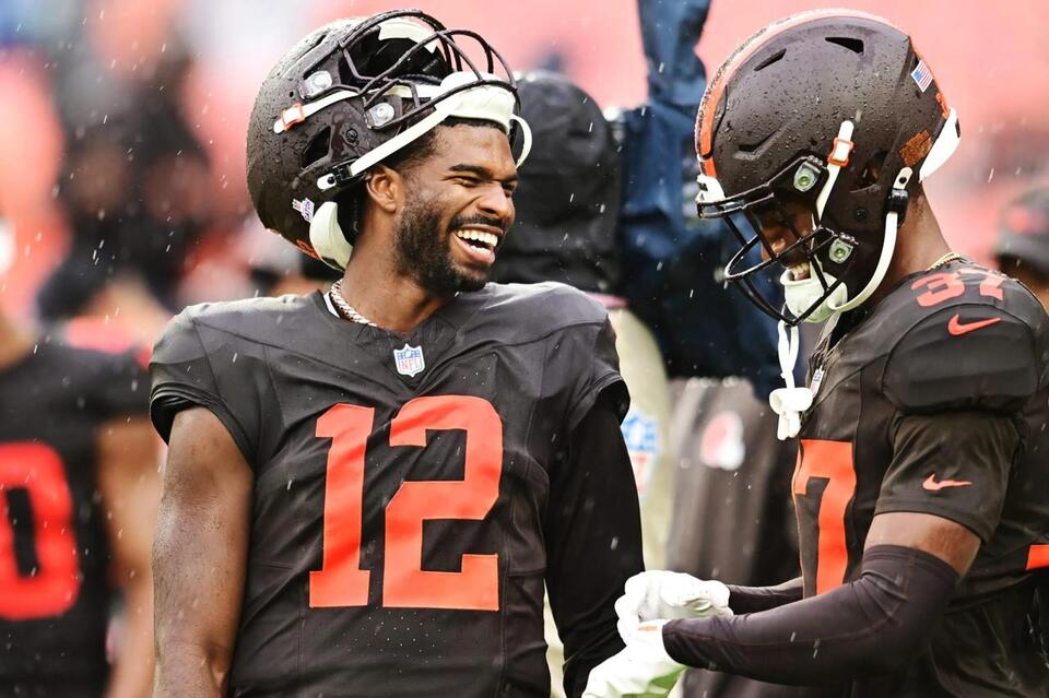‘The Sweetest Gesture’ — NFL Fans Applaud Shedeur Sanders for Giving a ...