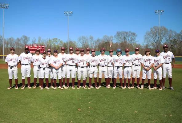 Hinds Baseball Sweeps SAU Tech in Doubleheader on Sophomore Day - NewsBreak