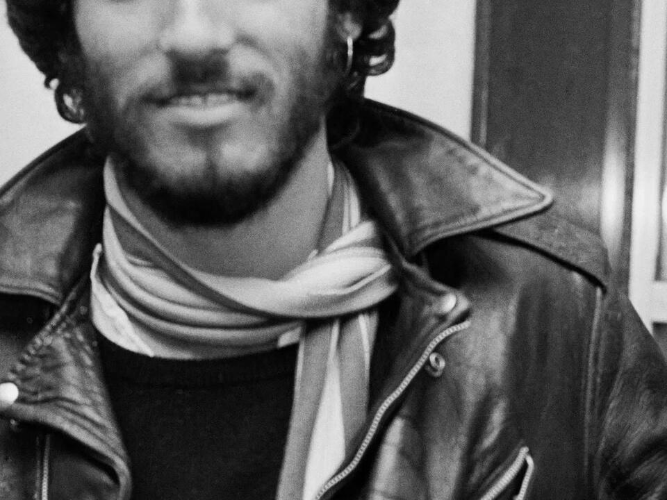 Bruce Springsteen marks 50th anniversary for live debut of "Born to Run ...