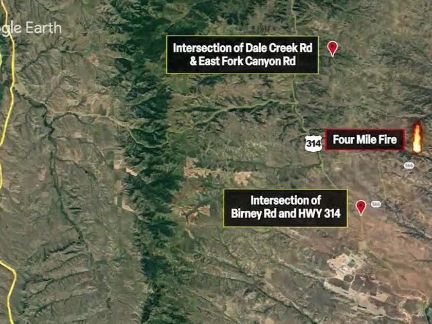 Deadman Fire complex keeps evacuation warnings in place