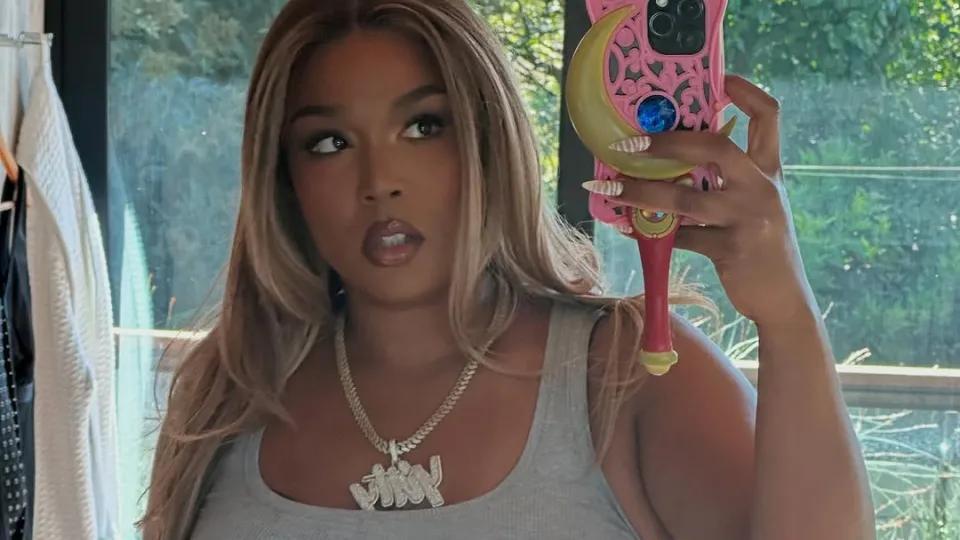 Lizzo Calls Out Weight Loss Comments and Ozempic Accusations in New ...