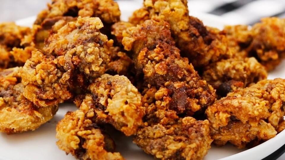 Affordable Feast: Fried Chicken Livers & Vidalia Onion Gravy - NewsBreak