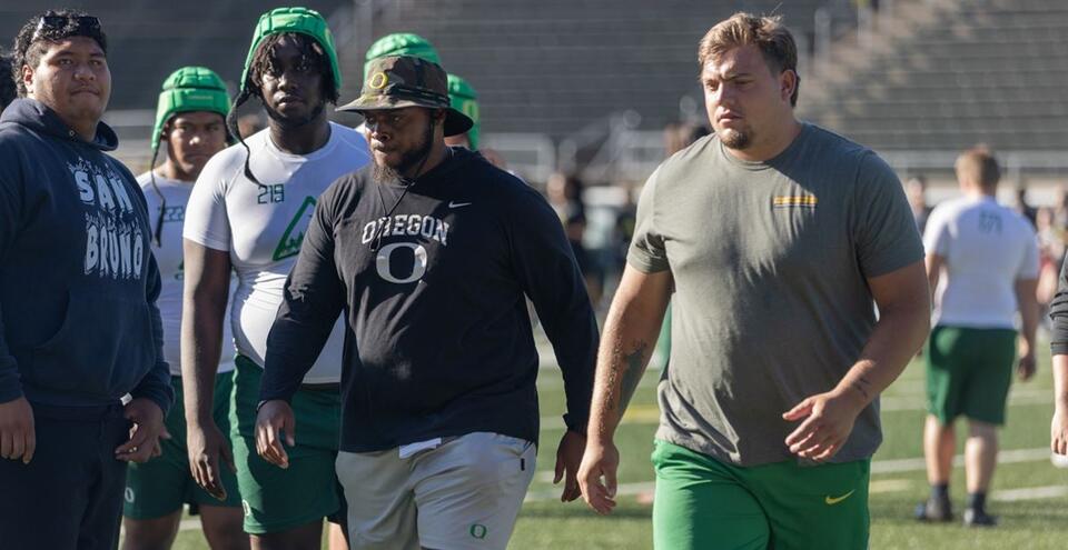 What factors into choosing Oregon's starting five offensive linemen ...