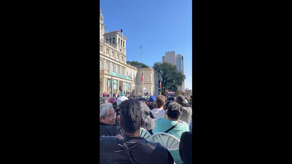 US: Eric Adams Gets Booed At WNBA NY Liberty,s Championship Parade ...