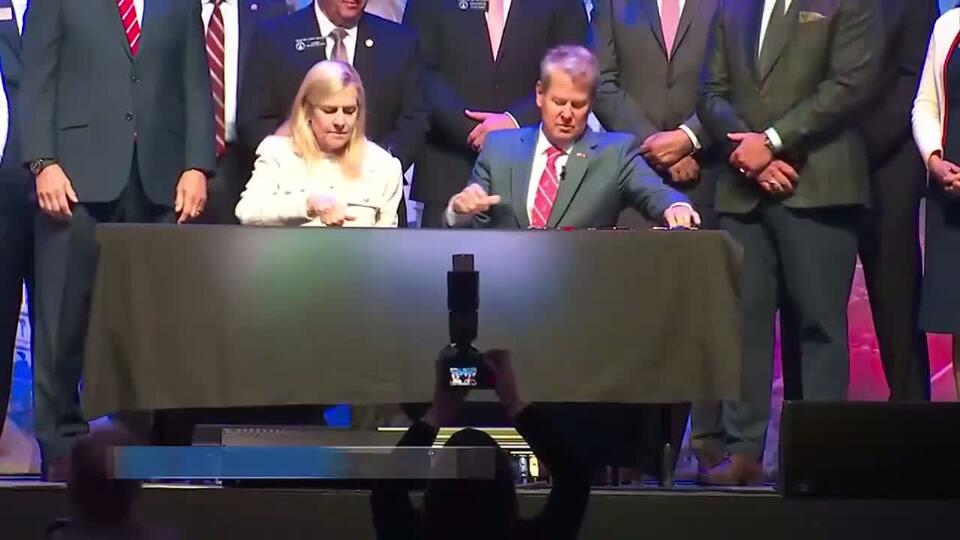 Kemp signs largest state income tax cut in Georgia history - NewsBreak