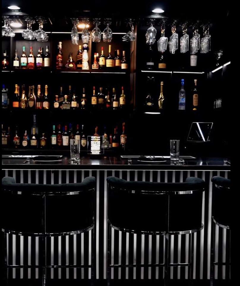 Vibe Restaurant and Lounge Begins Grand Opening Weekend Friday in ...