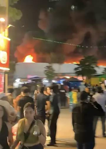 Fire Rips Through Mexican Fairground, Killing at Least 5 - NewsBreak