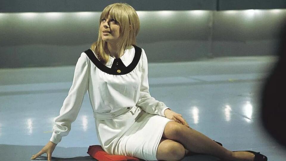 Marianne Faithfull, Music Icon and Rolling Stones Muse, Passes Away at ...