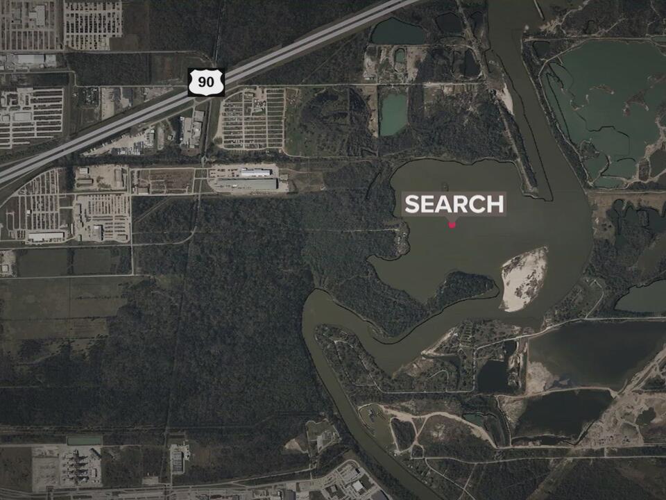 Sheriff: Crews searching for man who went missing in Muleshoe Lake at ...