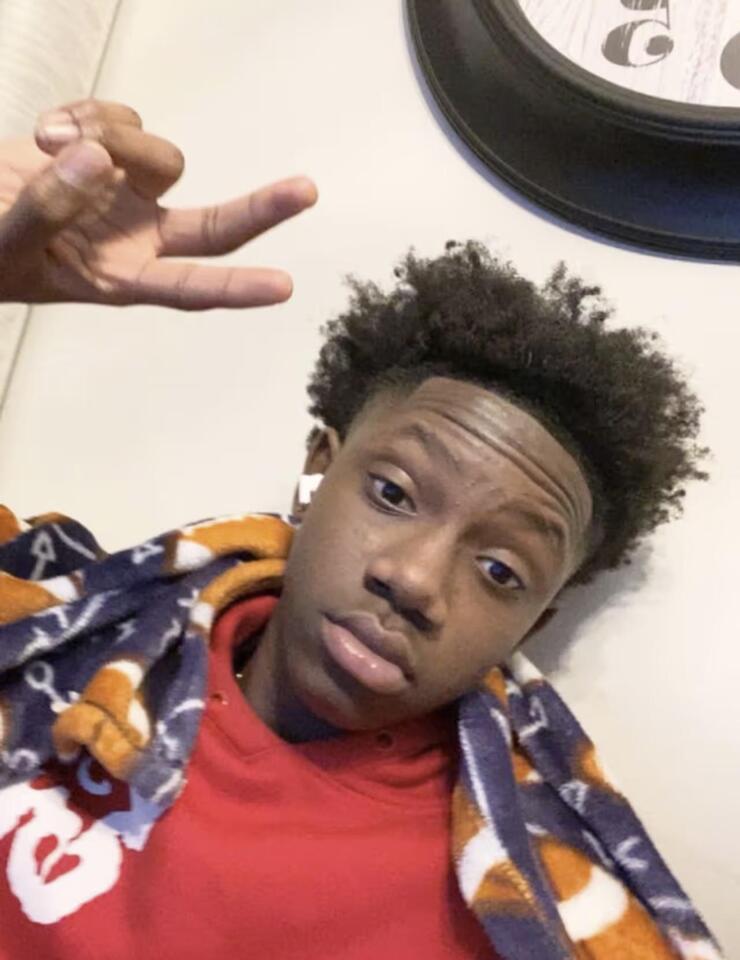 15-Year-Old Kamari Waddy Killed After Driving Lexus Into Traffic Light ...