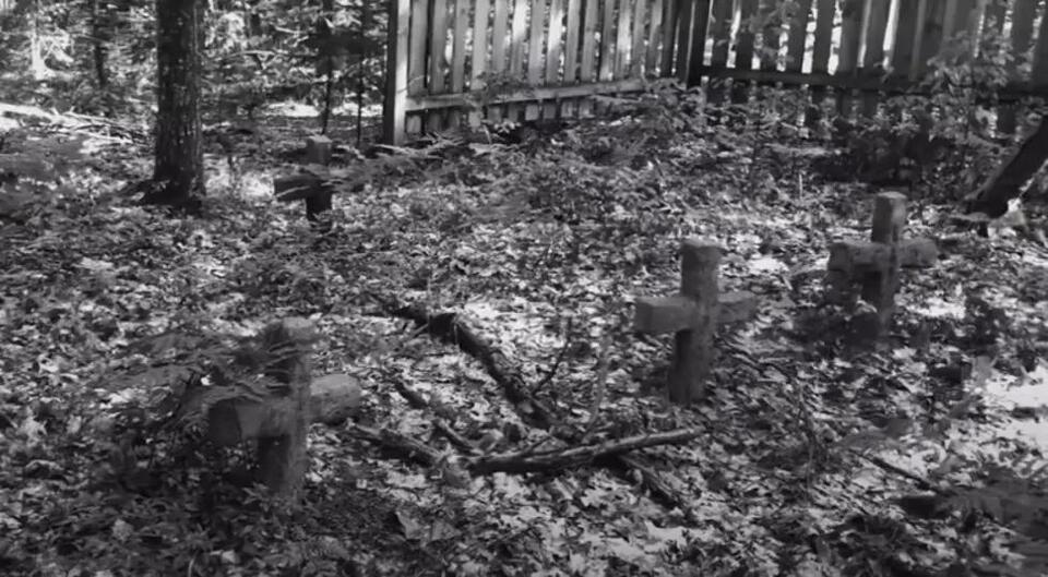 Ghost Town of the Dead: Re-visiting Bell Cemetery, Presque Ile County ...