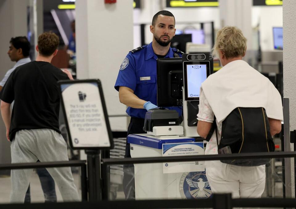 Understanding TSA's Facial Recognition Technology In Airports - NewsBreak