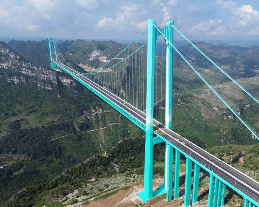 The Tallest Bridge In The World Just Opened In China — Standing More ...