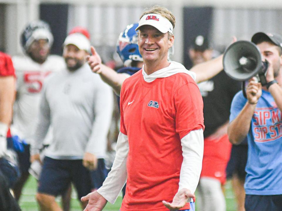 Ole Miss head coach Lane Kiffin meets the press for the first time ...