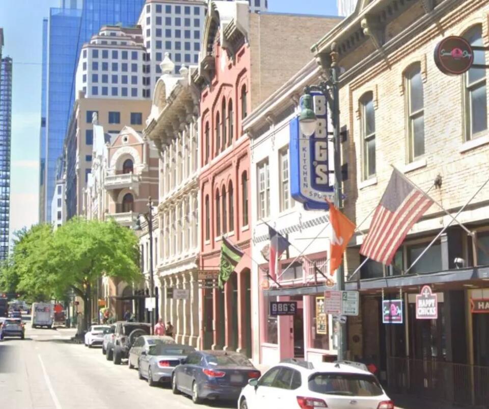 Are Changes to the Famous Austin 6th Street Making it Better? - NewsBreak