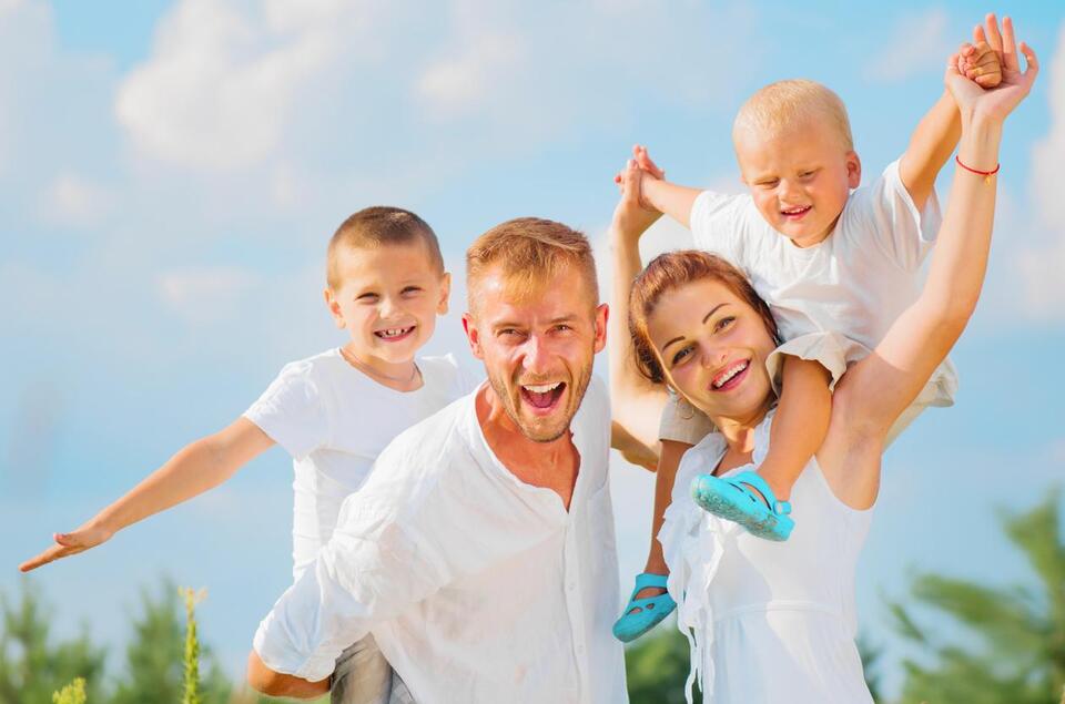 6 Ways of Raising Happy, Healthy Kids in 2026 - NewsBreak
