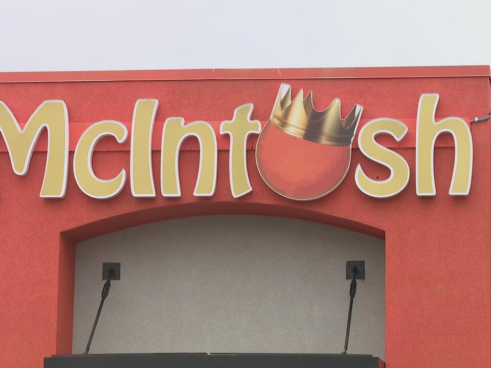 Arkansas restaurant opening in honor of 'Say' McIntosh