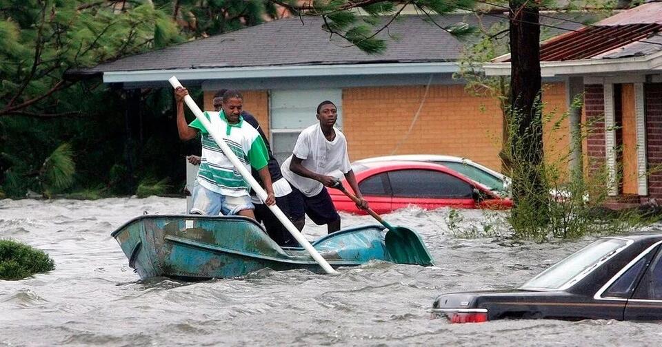 15 terrifying photos show the deadliest hurricanes in US history and ...