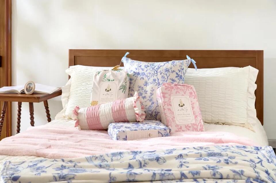 Hank Williams Jr.’s Daughter Holly Williams brings Southern-Chic Decor ...
