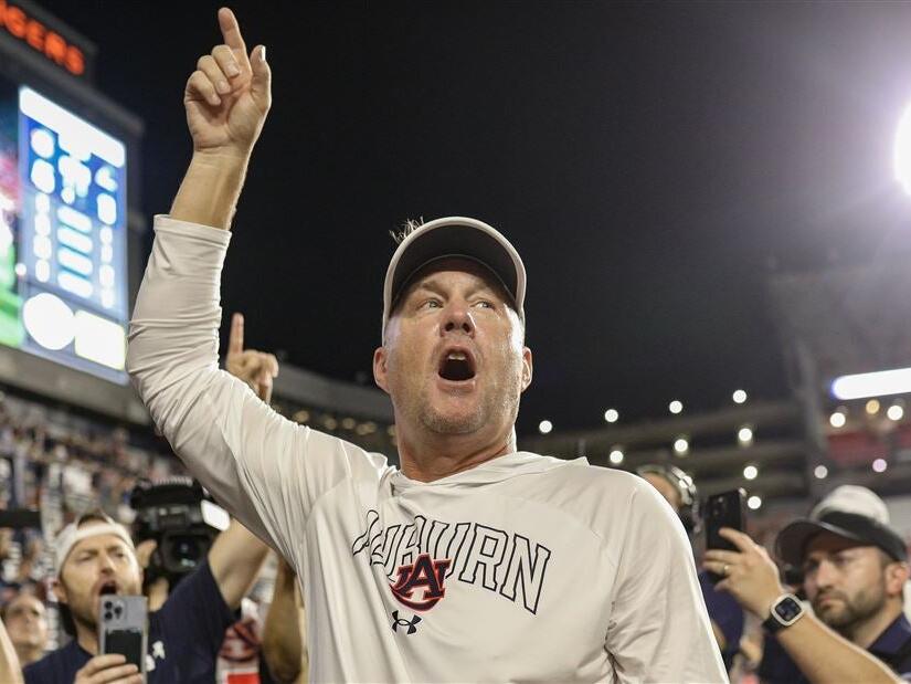 Auburn expected to hire Colorado defensive coordinator Charles Kelly