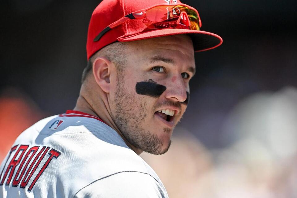 Mike Trout’s Wife Jessica Drops 4-Word Reaction to Angels’ Massive Win ...