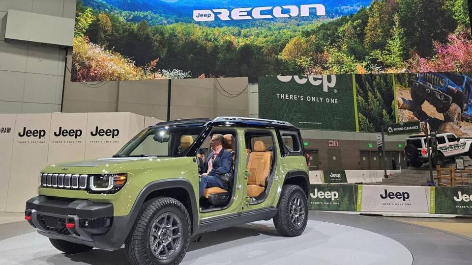 The 2026 Jeep Recon EV Makes its Big Debut at the Los Angeles Auto Show ...