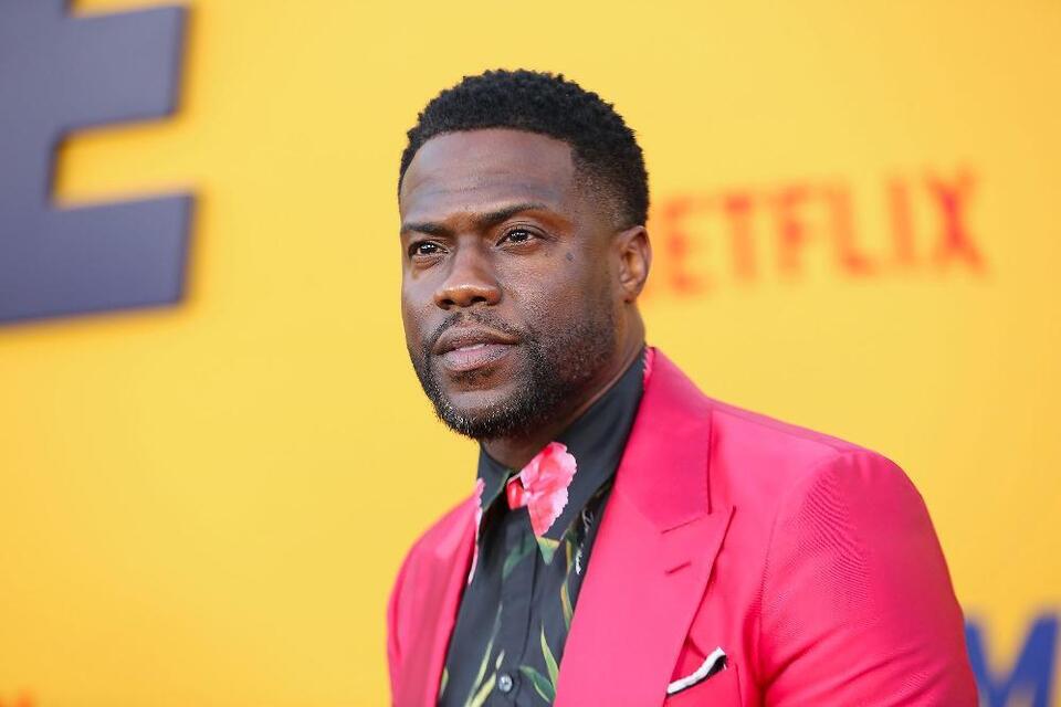 Jeff Ross Breaks Down the Drama at Kevin Hart’s Netflix Roast - NewsBreak