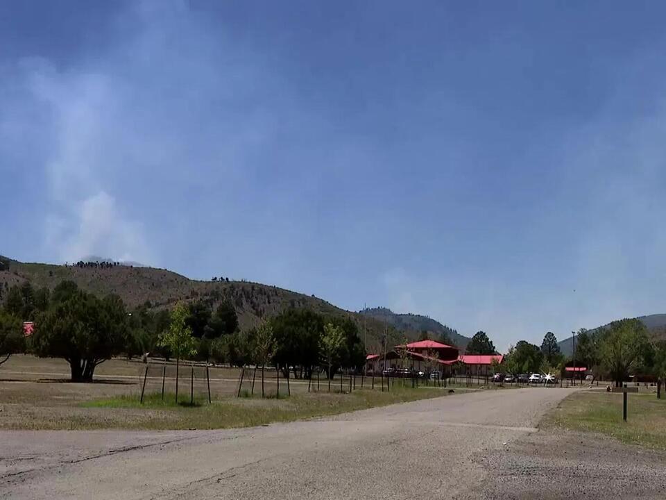 Blue 2 fire near Ruidoso grows to 7,000 acres; evacuations underway