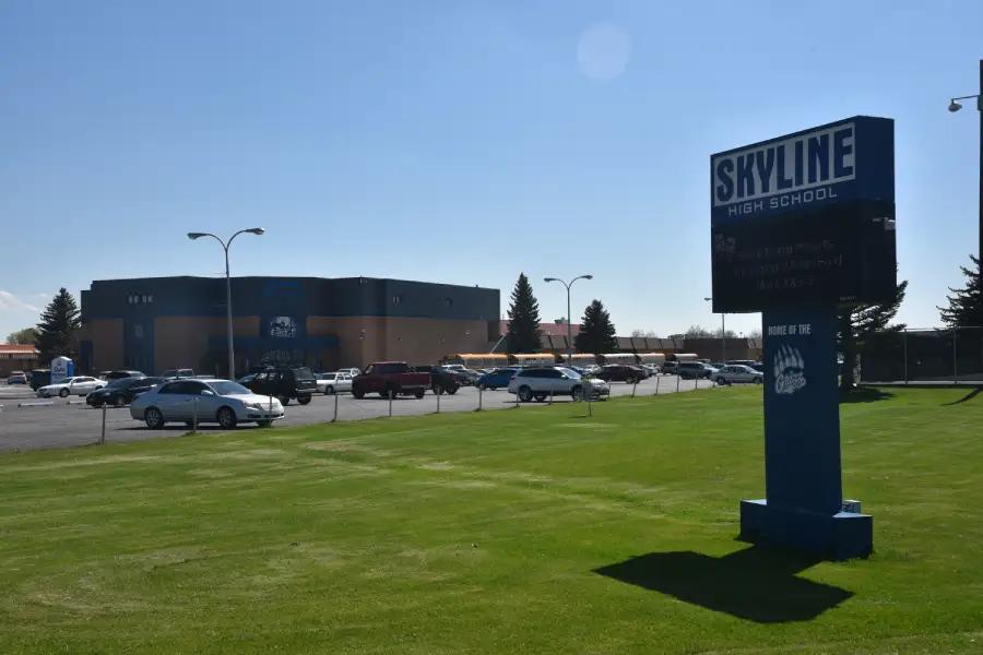 Closure at Skyline High continues; bad smell evacuated students twice ...