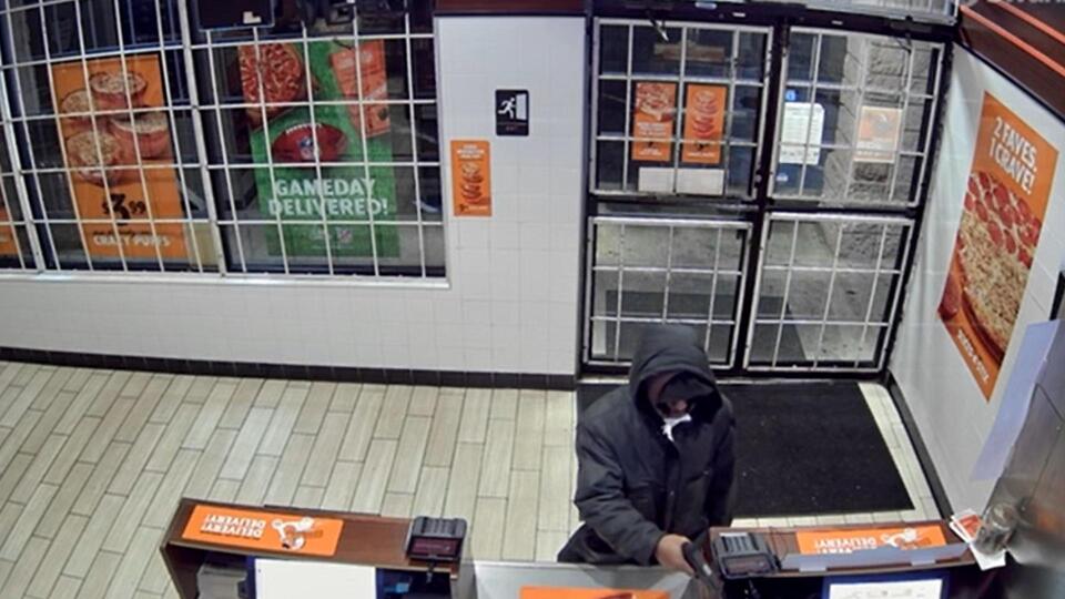 Atlanta Little Caesars robbery: Do you recognize this man? - NewsBreak
