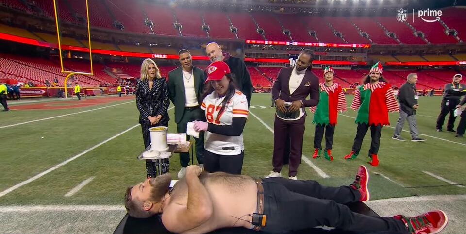 Ryan Fitzpatrick gets chest waxed after Broncos vs Chiefs - NewsBreak