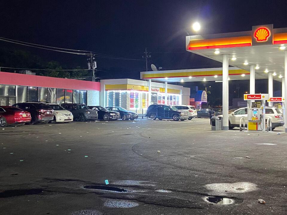 Suspect charged with attempted murder, assault in deadly shooting at ...