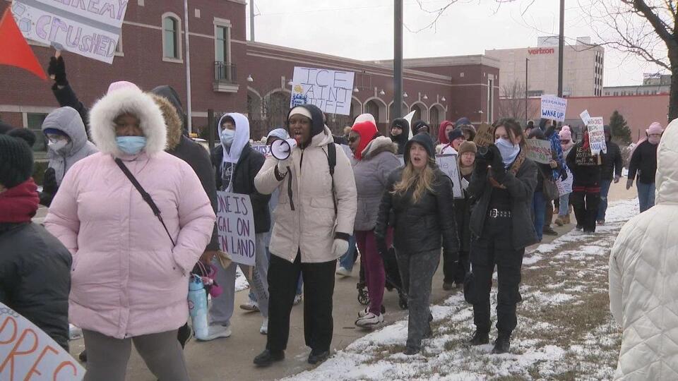Coe College students rally, march and chant over ICE and national ...